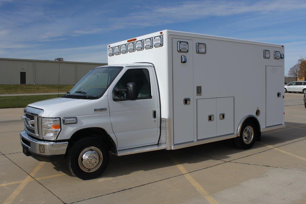 IMG_5920 - Life Line Emergency Vehicles